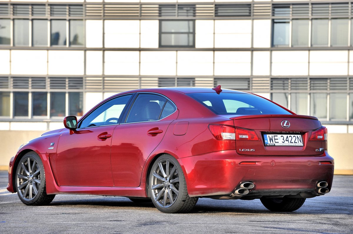 Lexus IS II - Magazyn auto