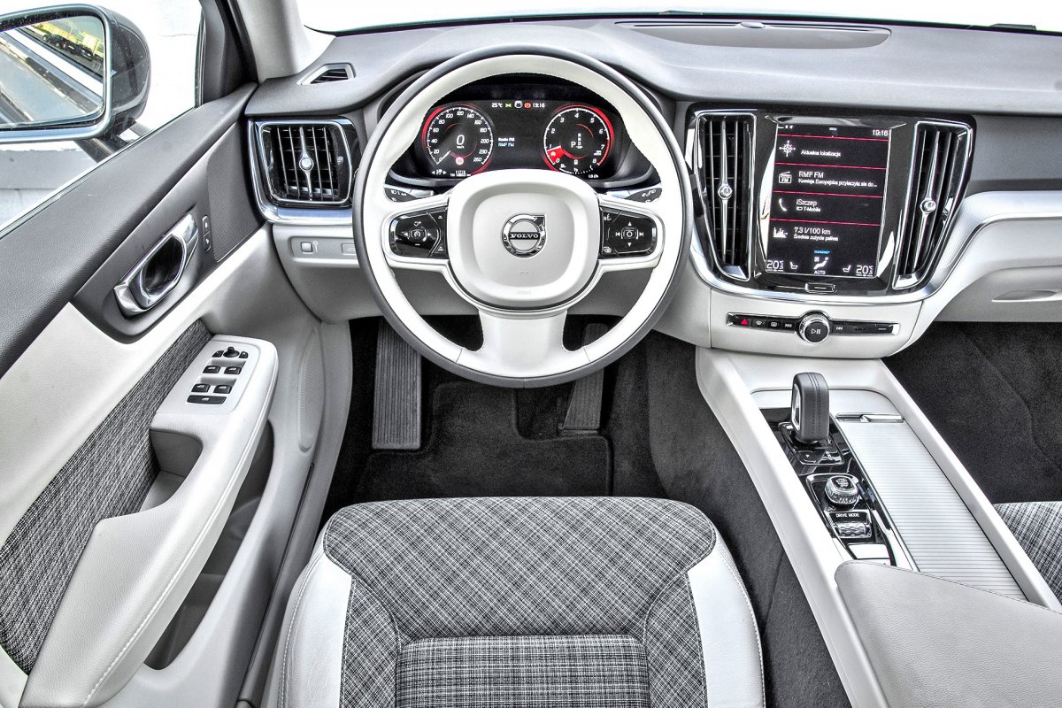 Volvo V60 B4 Test Magazyn Auto Volvo V60 B4 Test Magazyn Auto