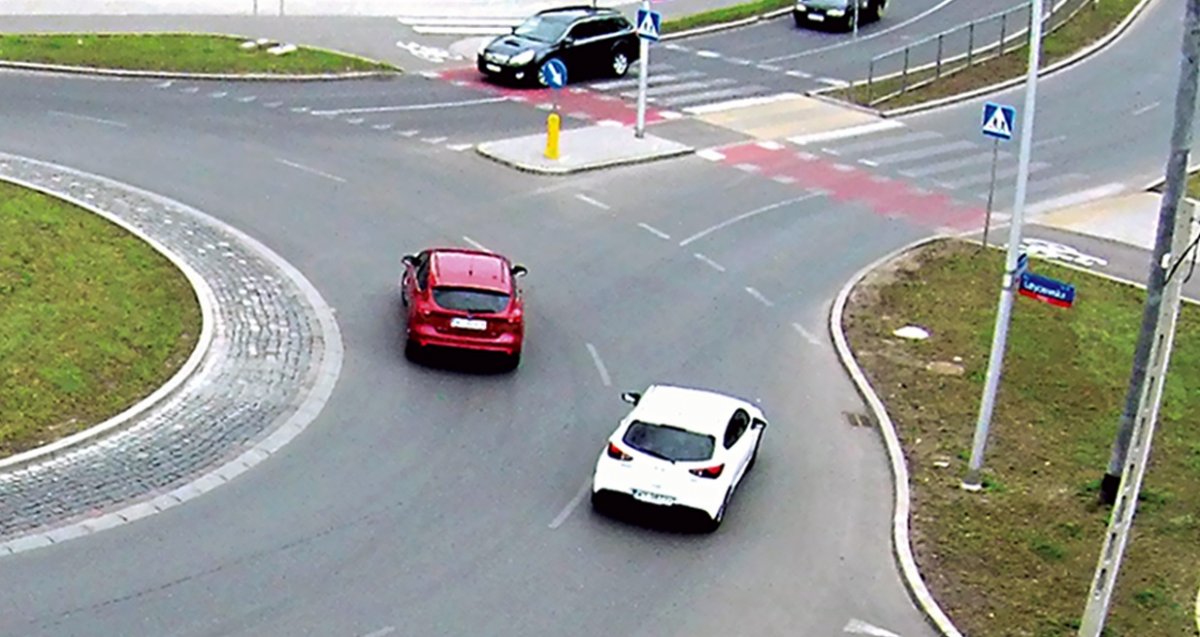 Jazda po rondzie: zasady ruchu - Magazyn auto