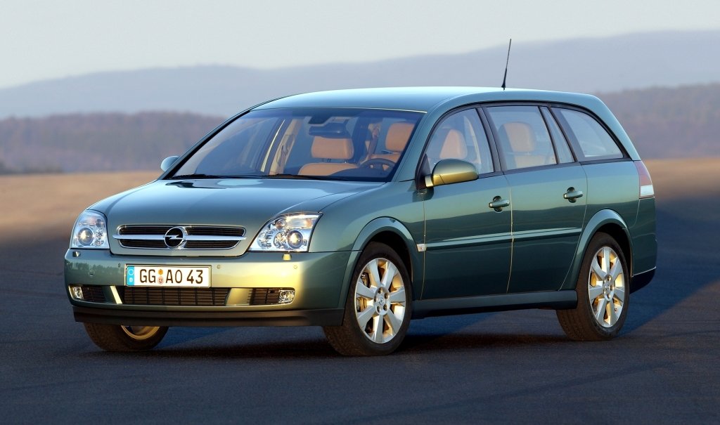 Ford Mondeo 3.0 V6 – cenne uzupełnienie. Test z 2004 roku - Magazyn auto