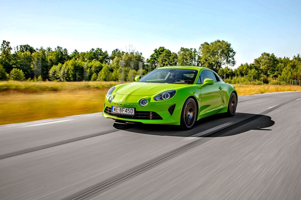 Alpine A110 GT – z nostalgicznym urokiem | TEST - Magazyn auto