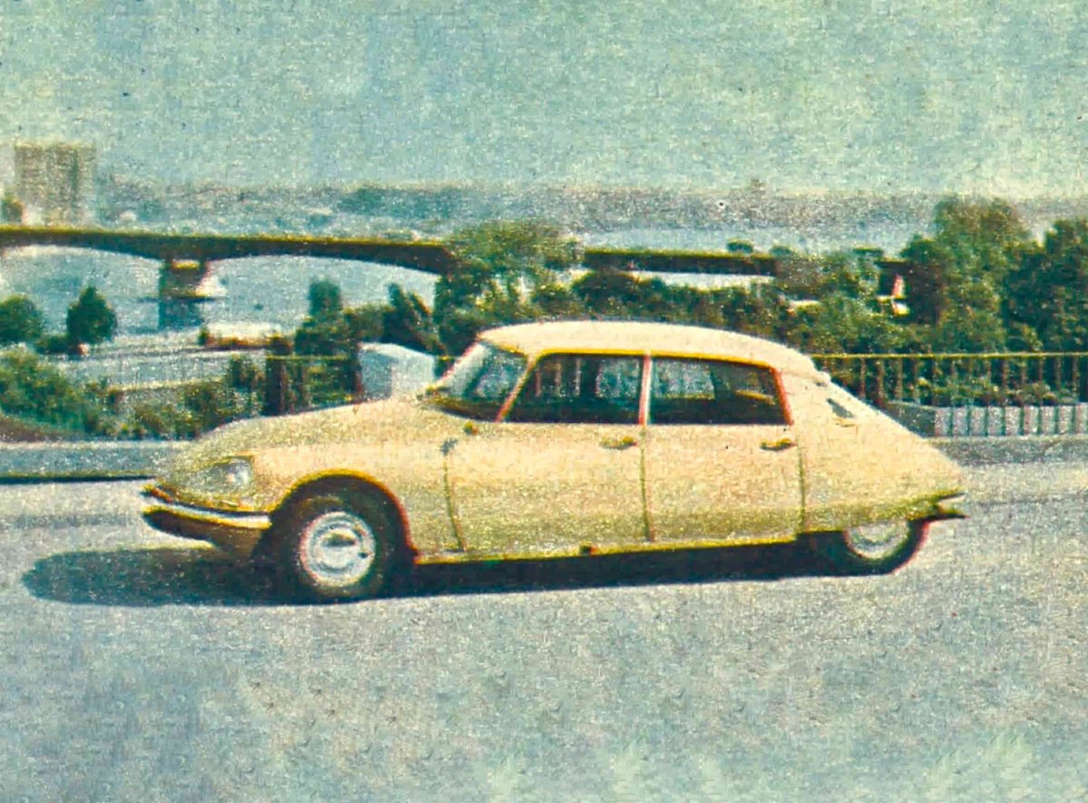 Citroen DS z elektronowym wtryskiem paliwa | „Motor” nr 46/1969 ...