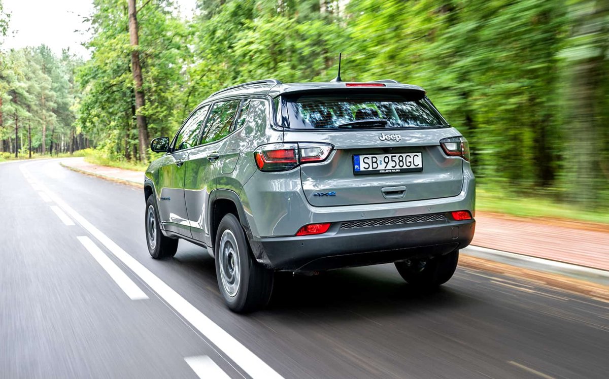 Jeep Compass – z hybrydą plug-in i terenowym zacięciem | Test - Magazyn ...