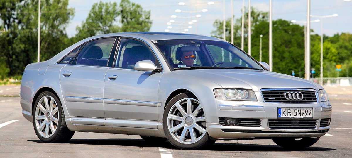 Używane auta z silnikami V8 – przegląd polecanych modeli - Magazyn auto